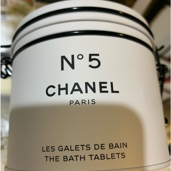 CHANEL | Bath & Body | Chanel N5 Les Galets De Bainthe Bath ...
